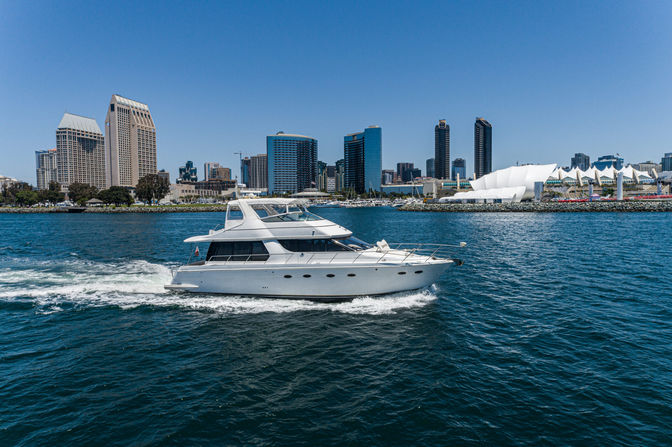 Carver 53 - CDM Yachts